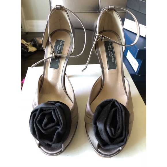 Gianni Marra | Shoes | Gianni Marra Black Rose Pump | Poshmark